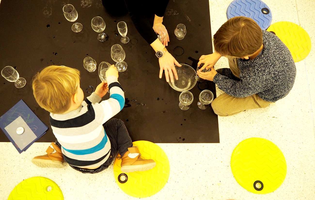 Rosa Mitnik: Pozor, sklo!