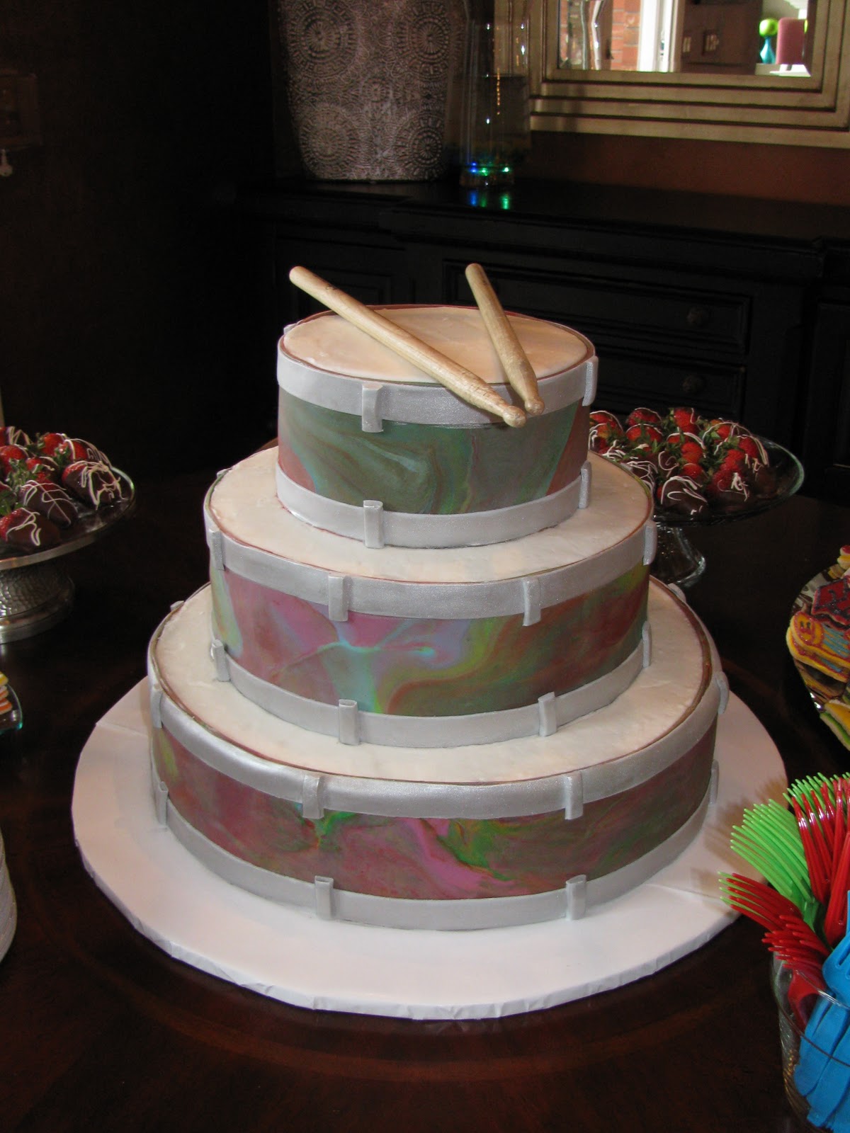 Cakes by Diane: Drum Cake