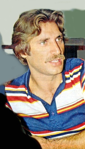 Astros em Revista: HERSON CAPRI O ASTRO BRILHA