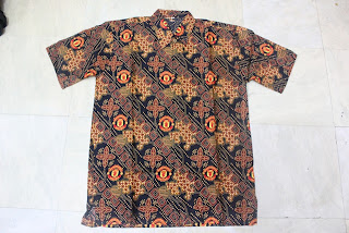 Kemeja Batik Bola Manchester United