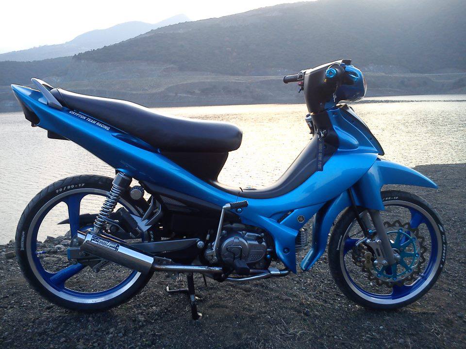 Mikrowio me dio rodes: Yamaha Crypton R