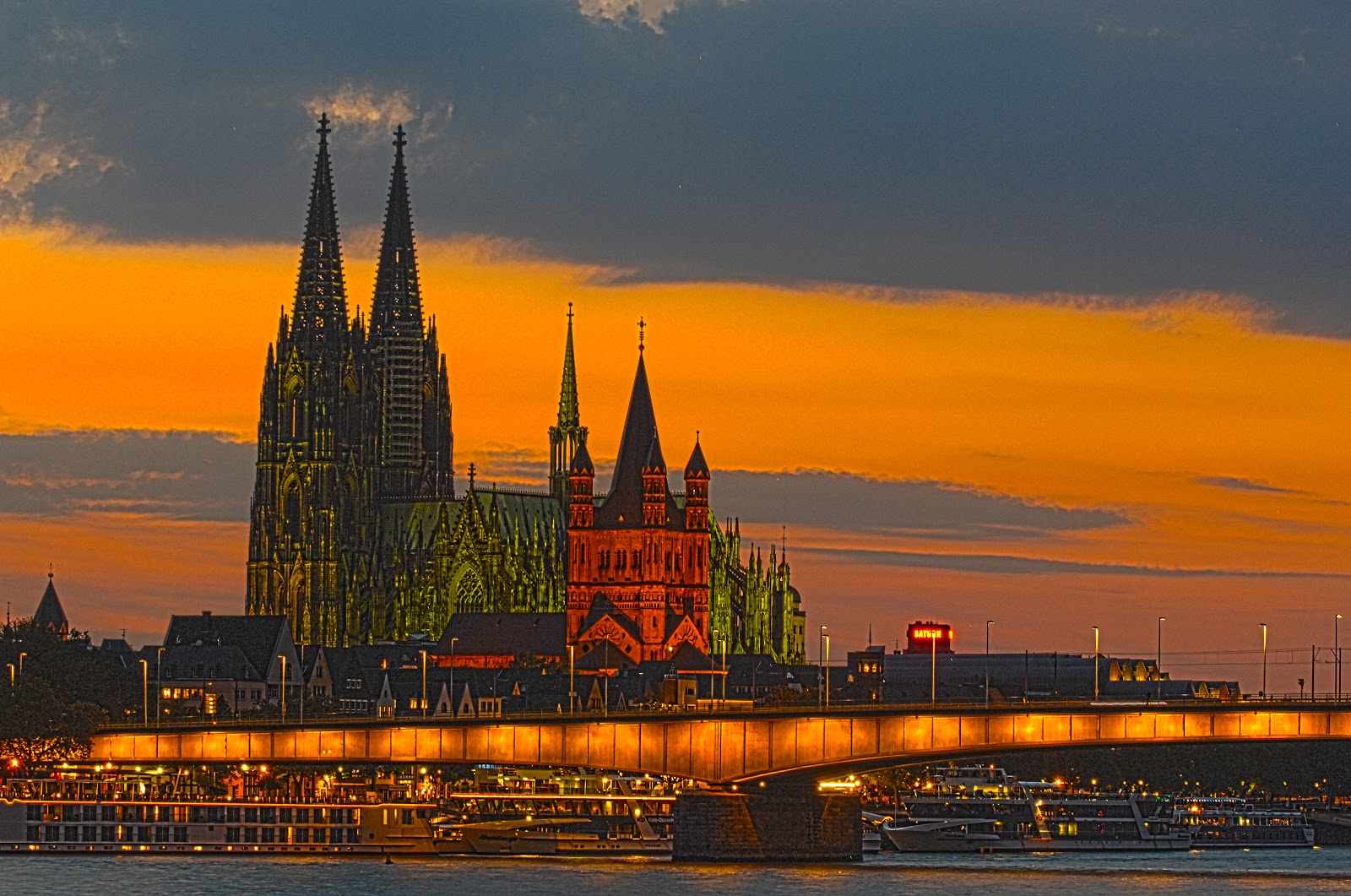 ZEPHYRINUS.: Cologne Cathedral (Part Three)