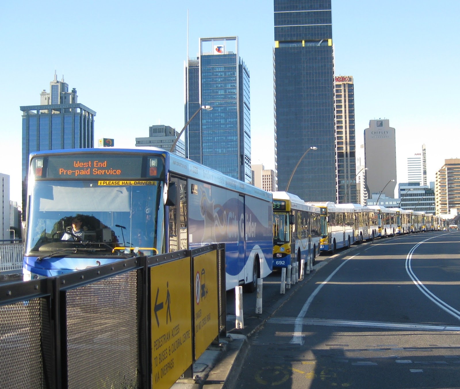 Mobility Management Australia: BRT or LRT? Busway or Light Rail?