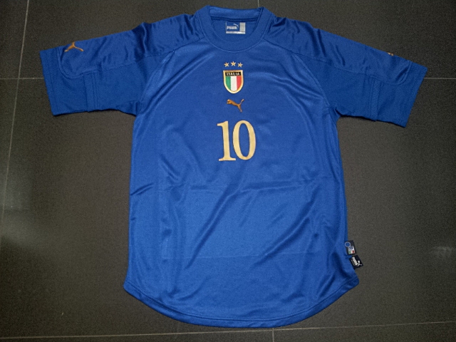 Azzurri @ Hong Kong: Roberto Baggio #10 (Italy vs Spain, 28 April 2004 ...