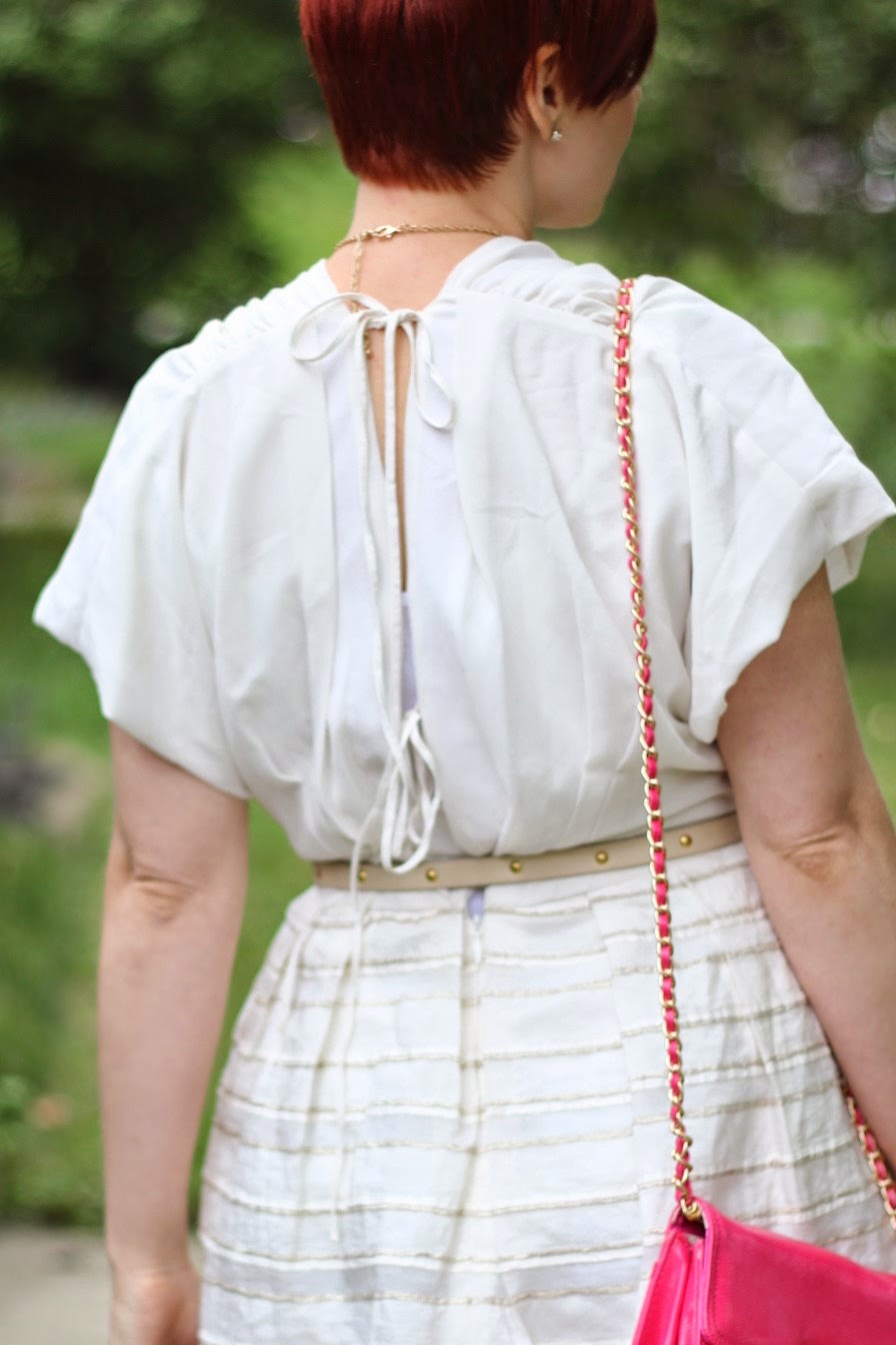 Thrift and Shout: Cute Outfit of the Day: Mystery Dress