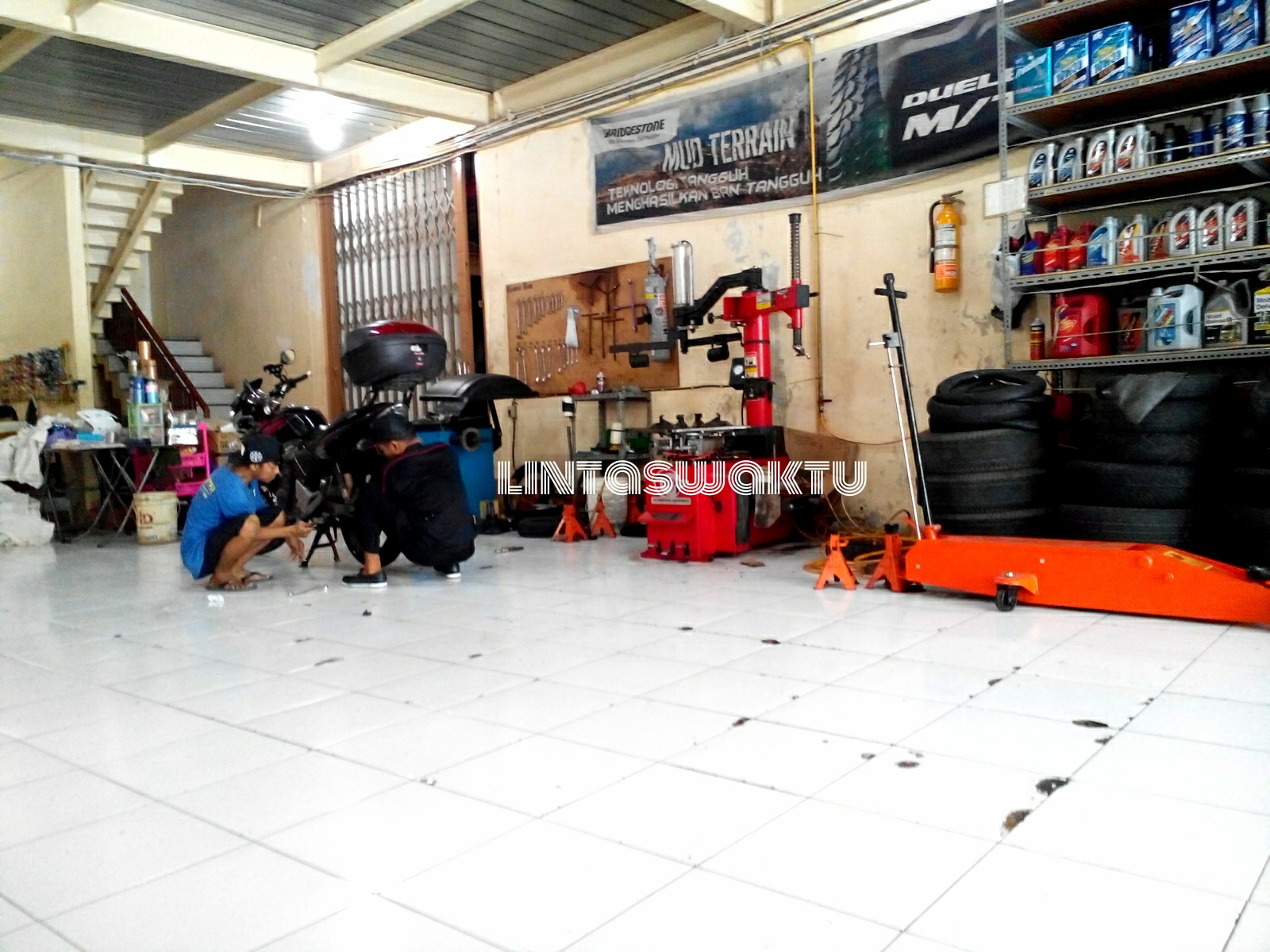 Tambal Ban Tubeless di Surabaya - TipTop