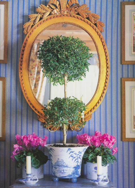 Hydrangea Hill Cottage: Console Vignettes