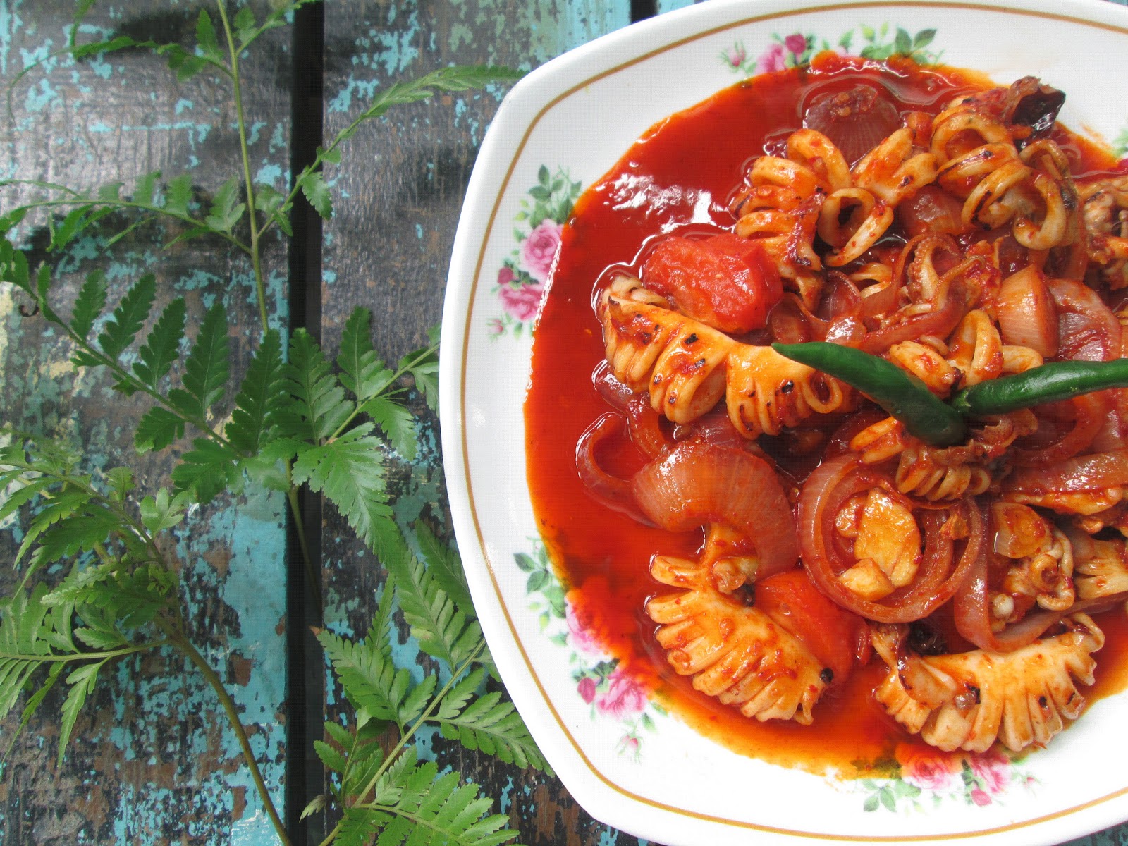 yan's cottage: SAMBAL MERAH SOTONG