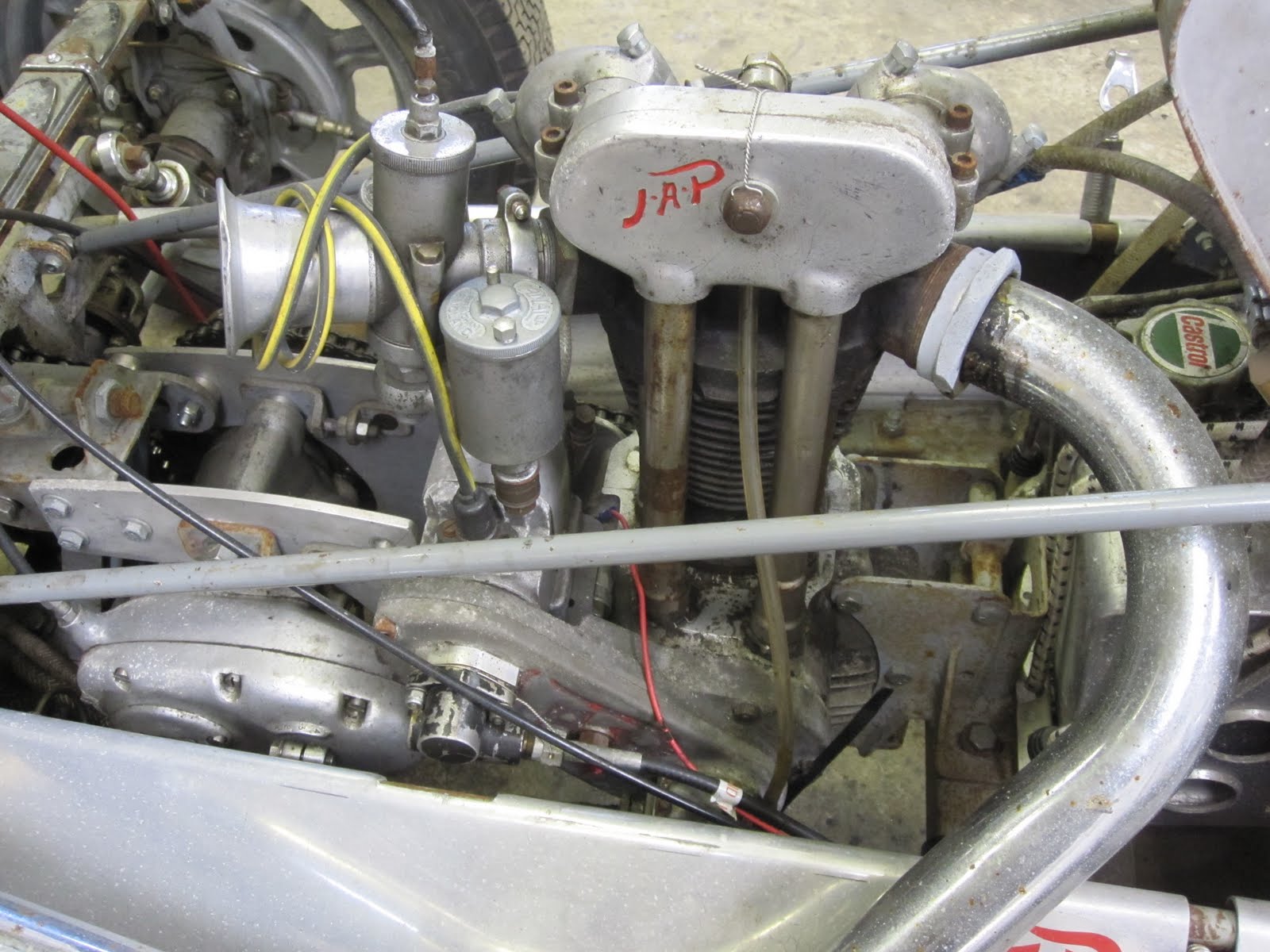 EAT THE RICH UK : COOPER JAP 500