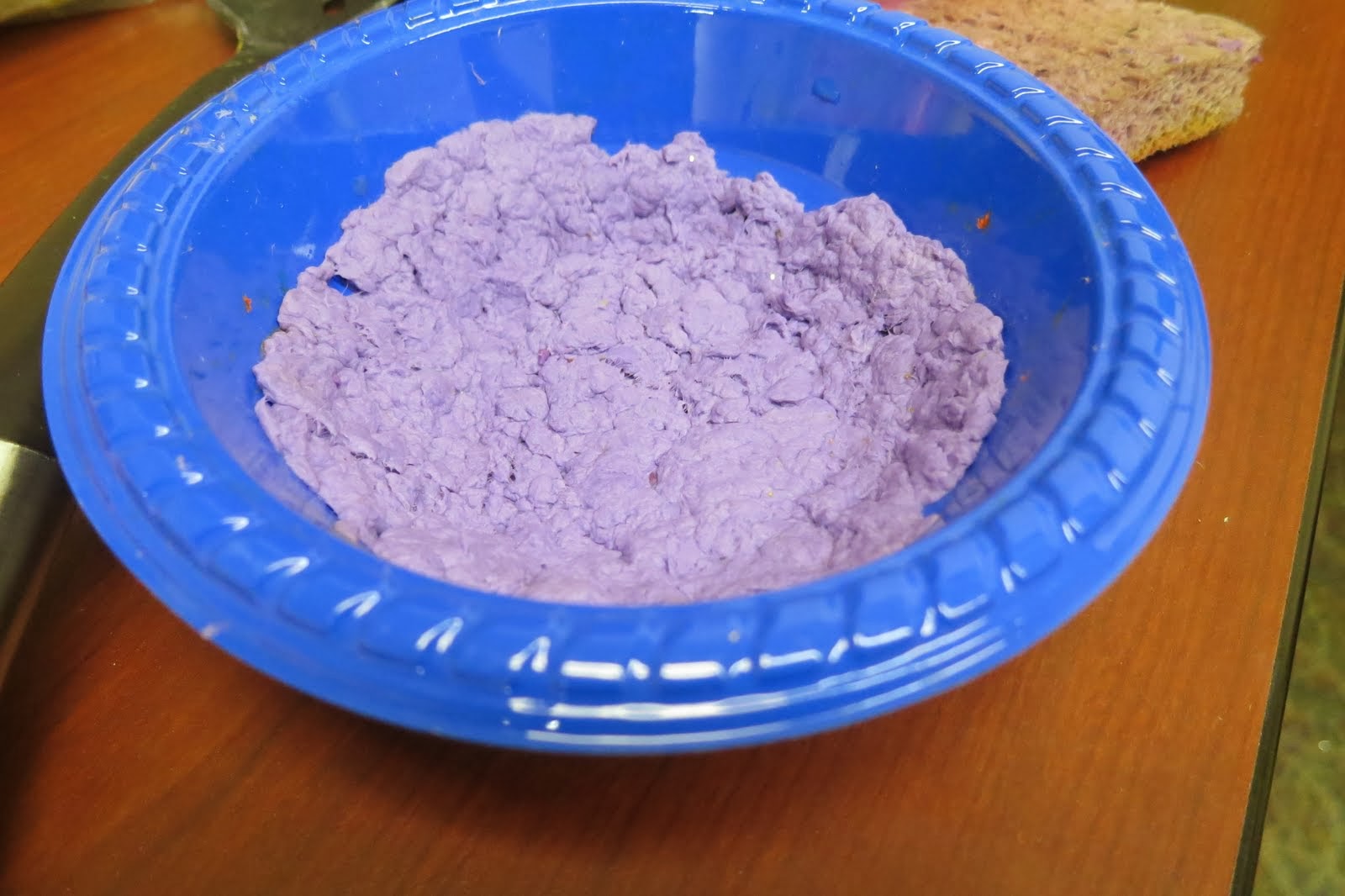 Craft Lab: Playing with Paper Pulp : library makers