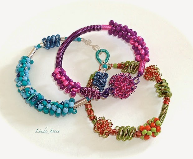 WireWorkers Guild: TWISTED STEM EARRINGS