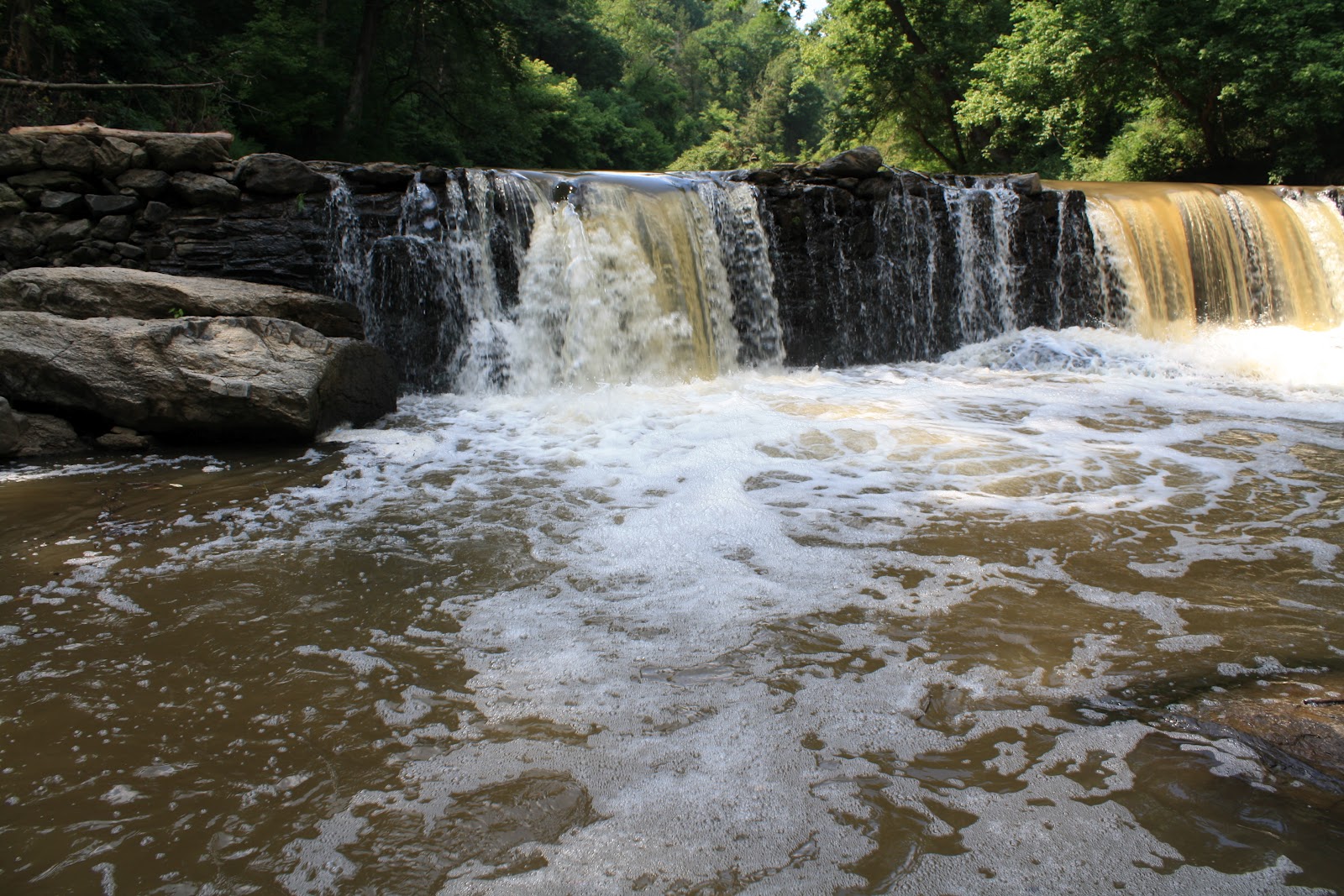 Black UniGryphon's Modest Photos: Magarge Dam Waterfalls on Wissahickon ...