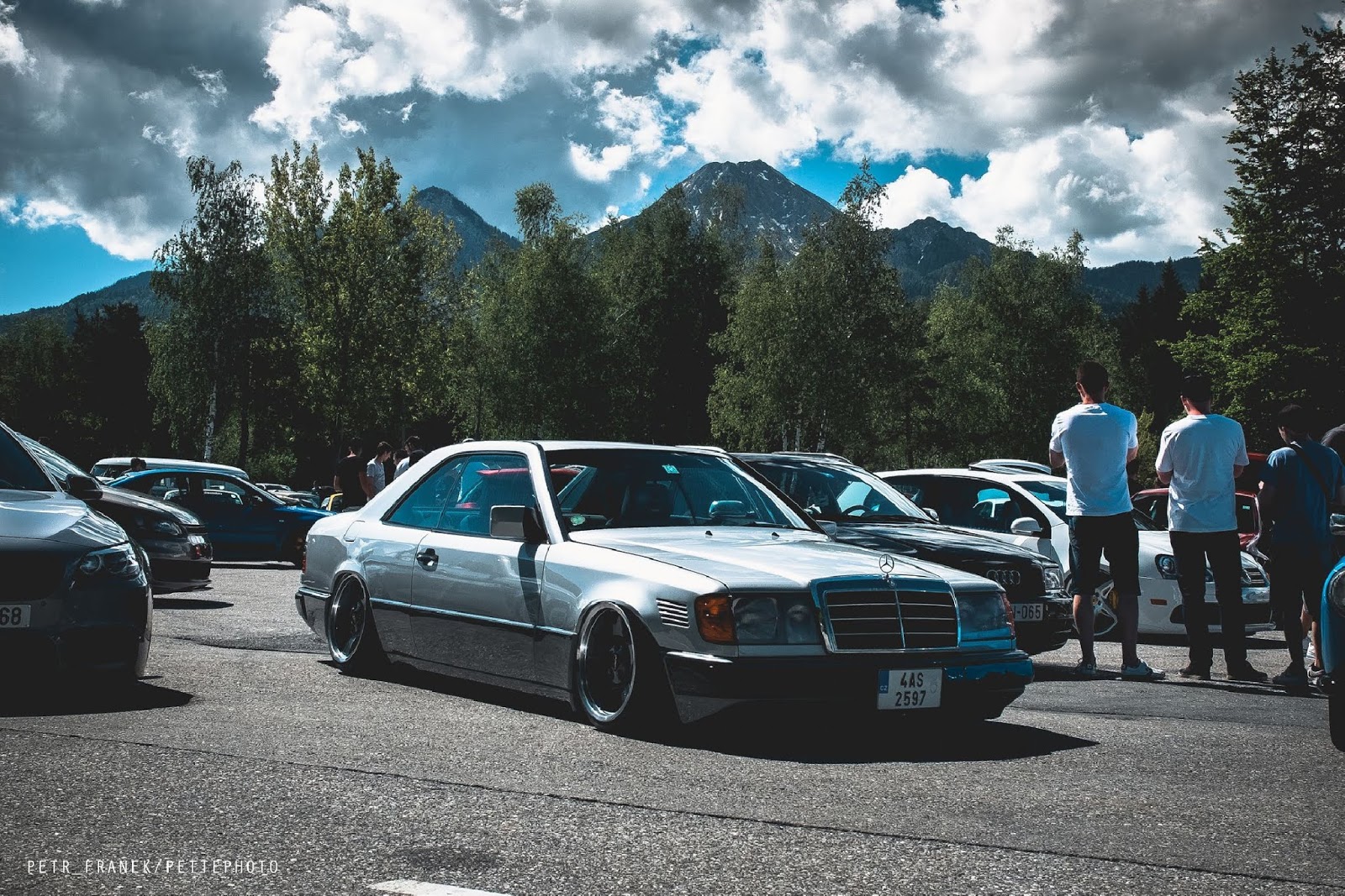 Mostbook: Tuning Mercedes Benz W124 Stance