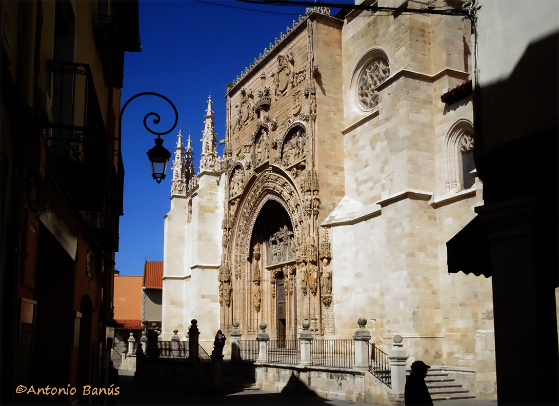 APRENDIENDO CON LA VISTA: Pensamientos en la fachada de Sta María La ...