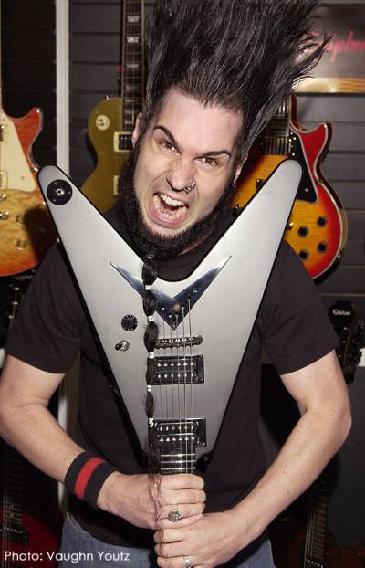 El lider de la banda Static - X publica su primer trabajo en solitario ...