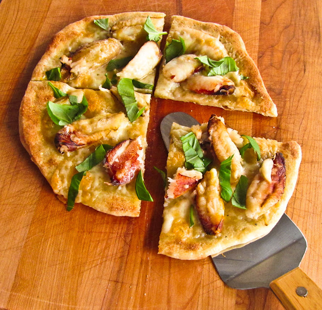 OnTheMove-In the Galley: Crab Pizza