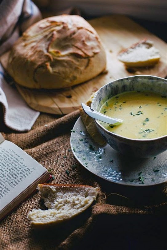 Lee Caroline - A World of Inspiration: Rustic Country Kitchens - Think ...