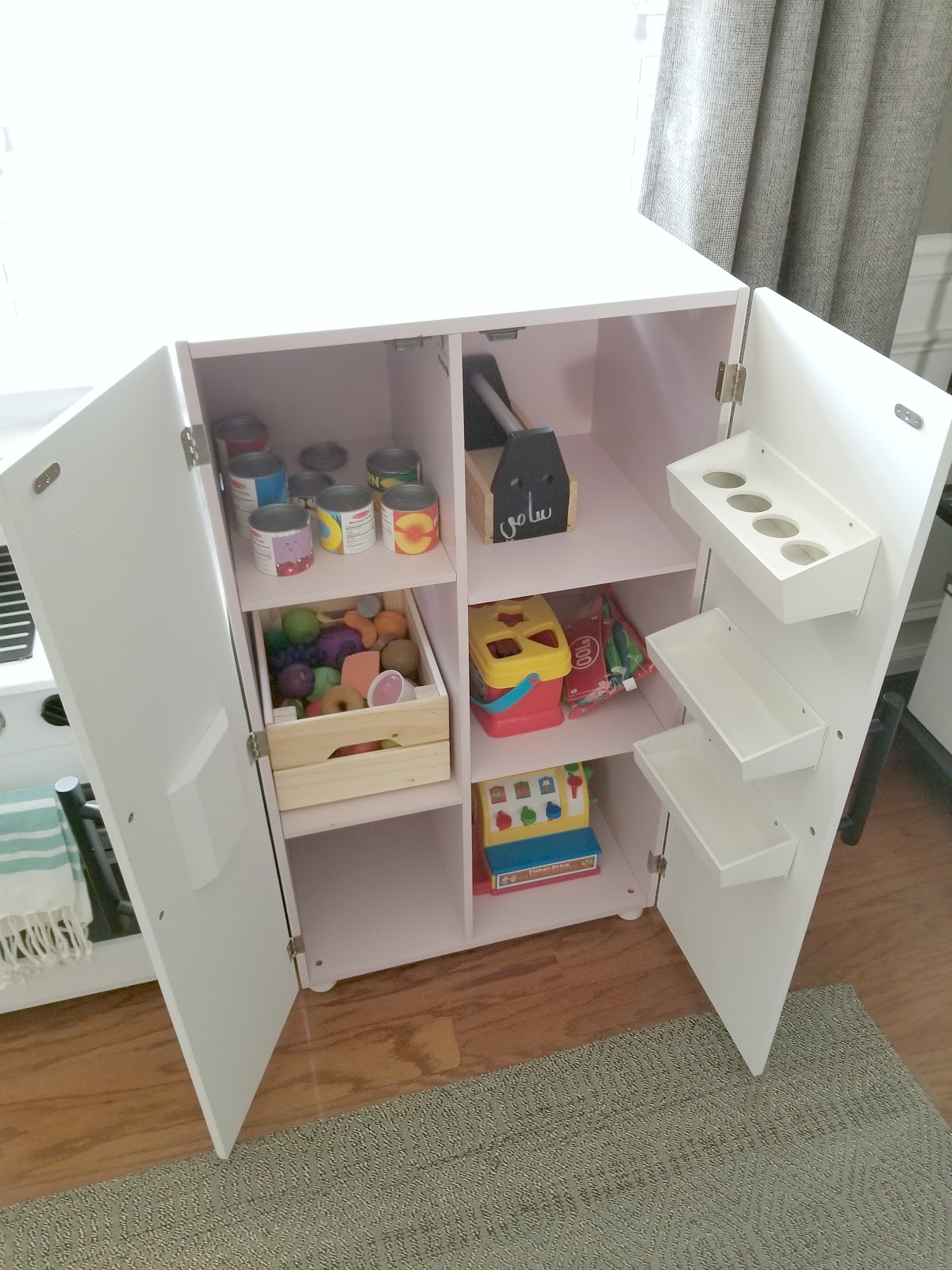 Duo Ventures: DIY Play Kitchen Makeover