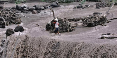 Membedakan Lahar Panas dan Lahar Dingin - Guru Geografi