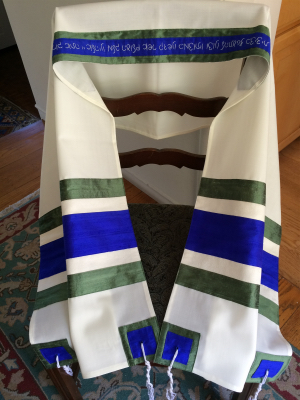 Custom Tallit: Sports Team Tallit