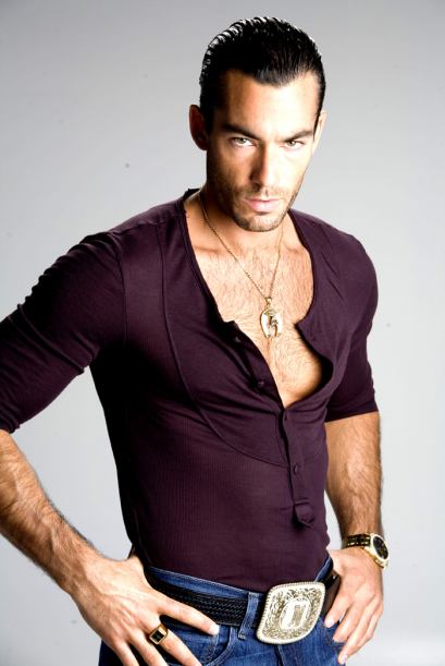 Aaron Diaz - Dream Guys