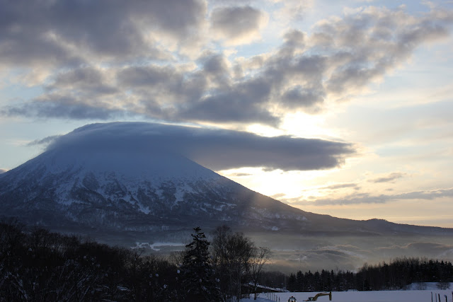 Life is Beautiful, especially when it snows...: Mount Yotei