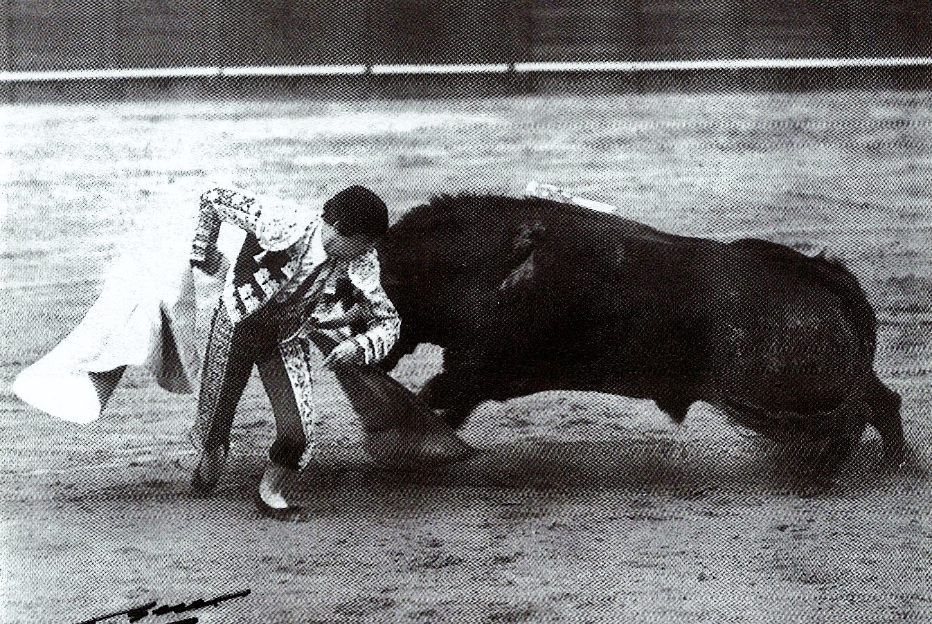 Toro, Torero y Afición: Grandeza del capote de brega