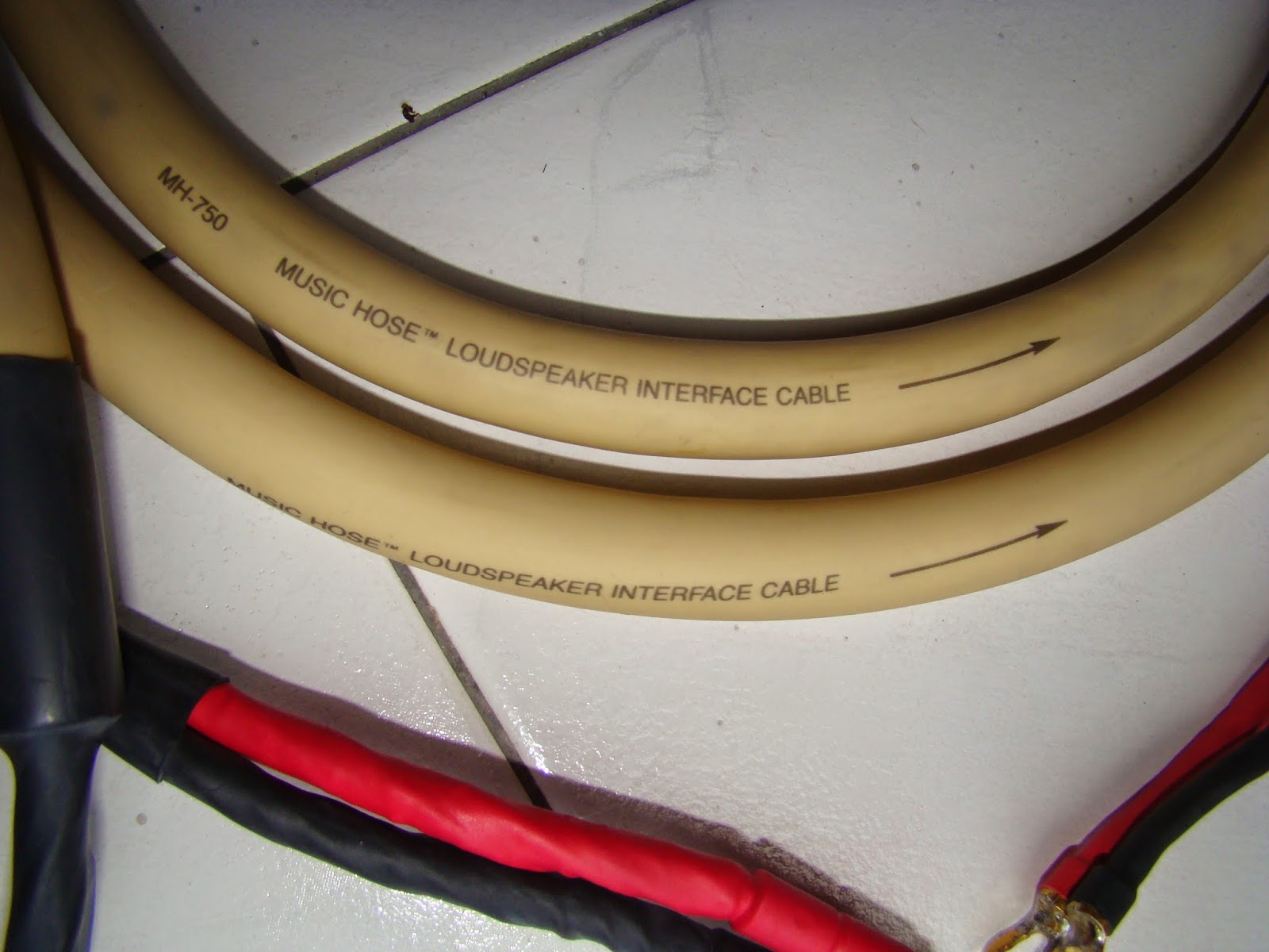 KINTA VALLEY AUDIO: MIT MH-750 Music Hose speaker cables SOLD