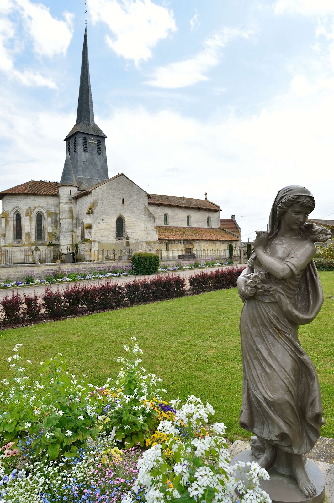 Marie-Angélie, la fille sauvage de Songy