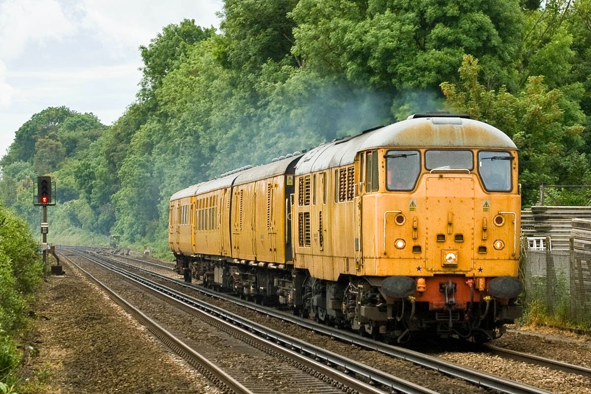 47s and other Classic Power at Southampton: 31105, the oldest diesel on ...