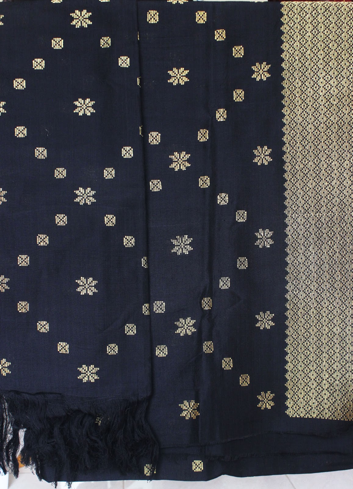 Dlava Butik - Fashion Etnik Indonesia: Tenun Tradisional Nusa Tenggara ...