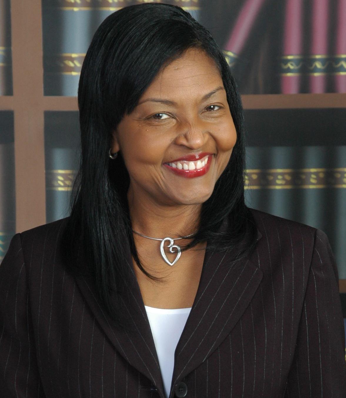 The 100 Collegiate Women of America™: 100 Collegiate Women and SIFE ...