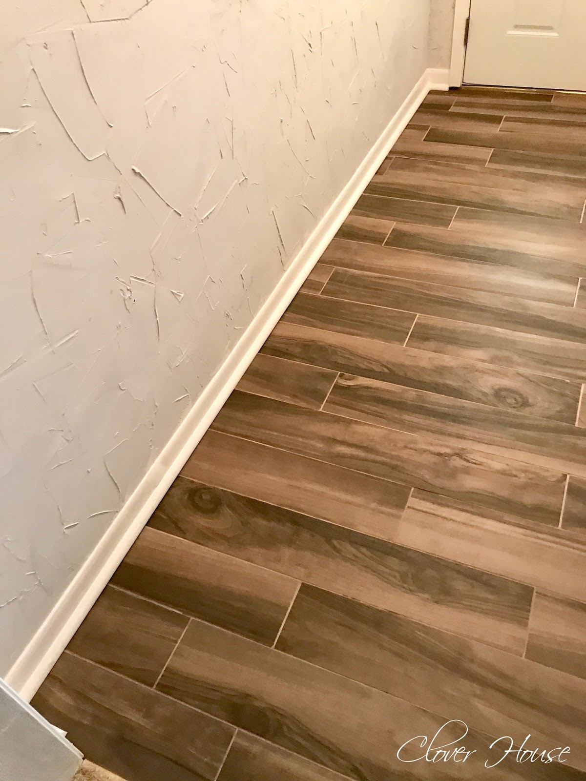 Clover House: DIY Perfect Baseboards