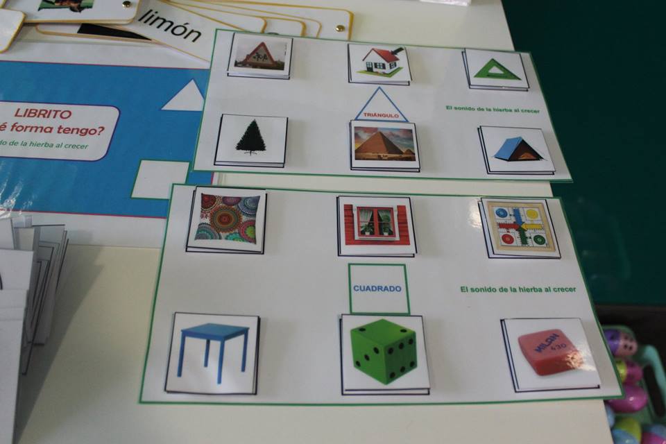 Librito manipulativo de formas - El Sonido de la hierba al crecer