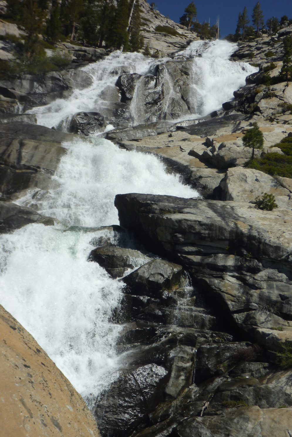 Latintos: What is a horsetail fall?