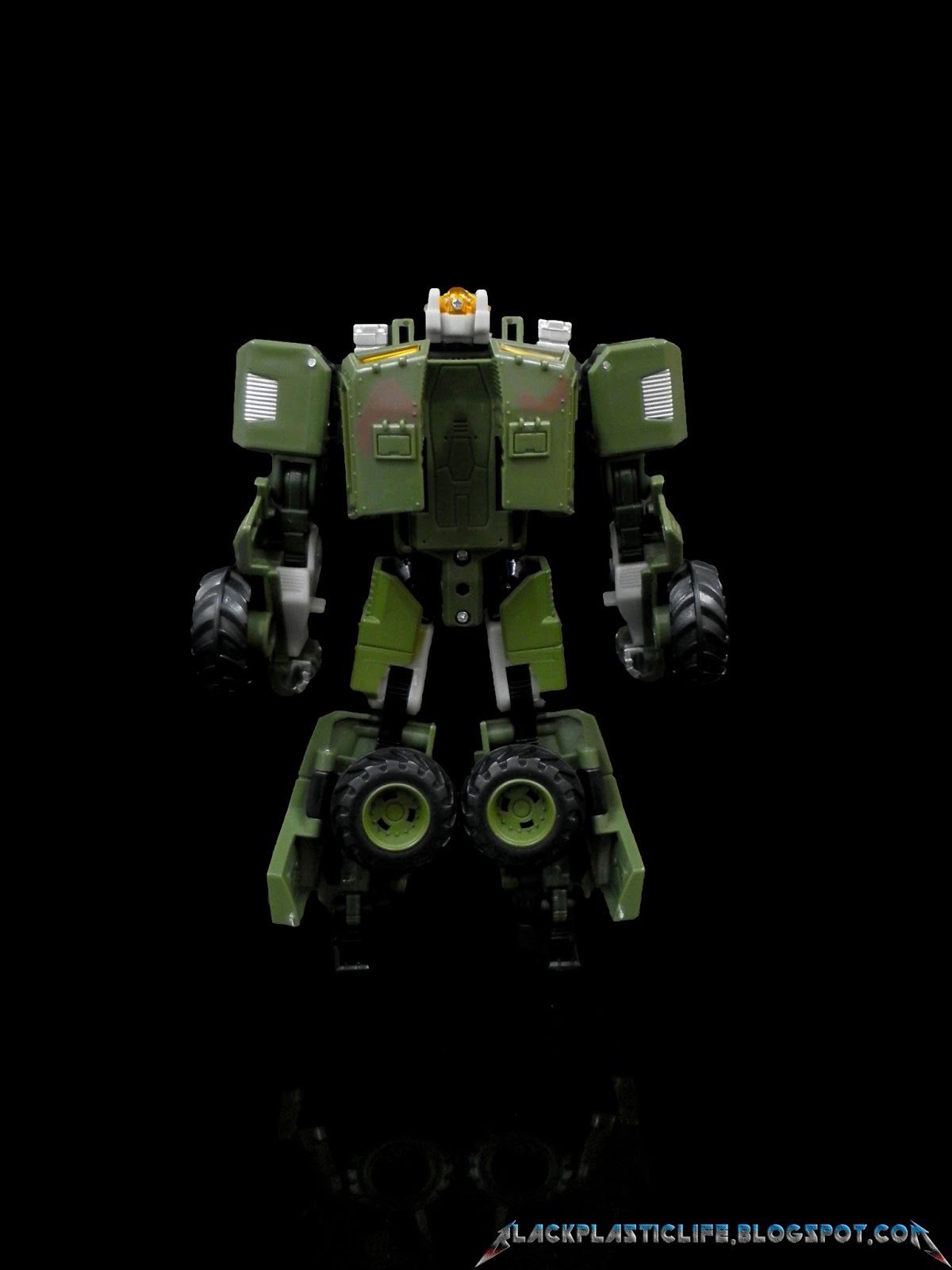 Black - Plastic - Life: Botcon 2015 General Optimus Prime - Pictorial ...