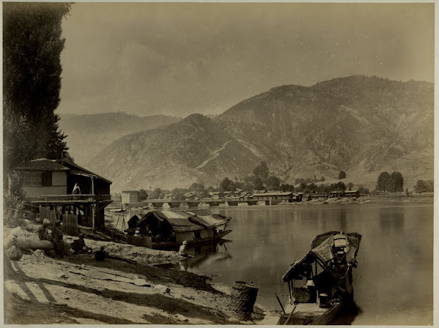 Jehlum River near Baramulla, Kashmir - 1880's - Old Indian Photos