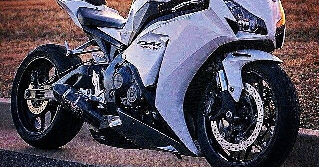 Mercenary Garage : Stretched CBR