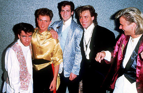 Little Violet Ribbon: NEW ROMANTIC INFLUENCES: MUSIC