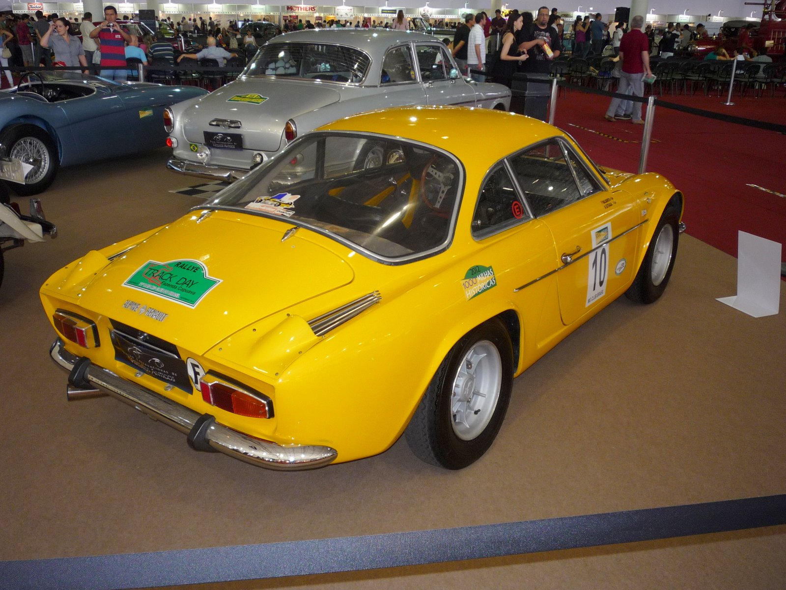Henry Mobile Blog: Renault Alpine A110 e Willys-Interlagos