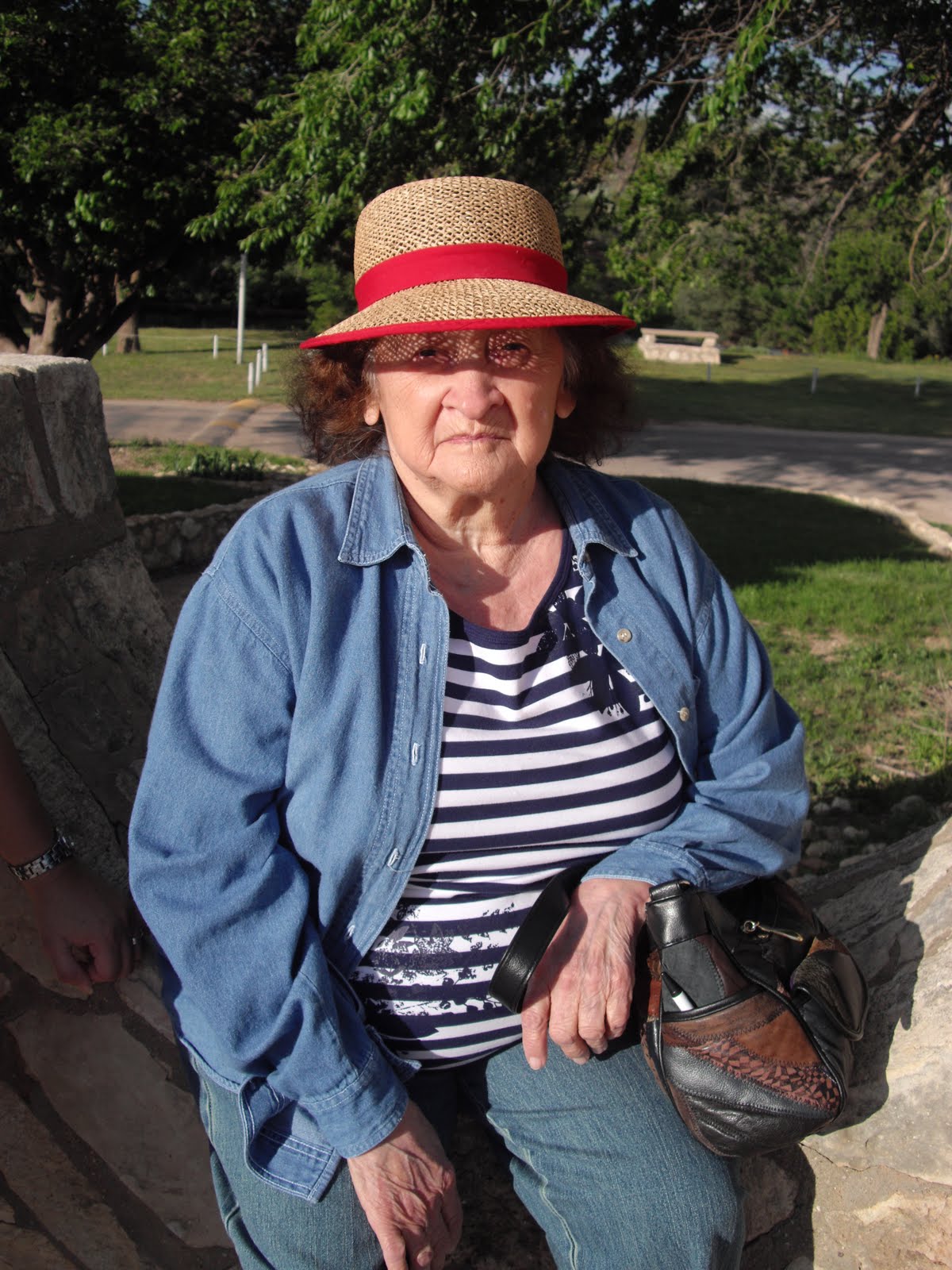 DOMINGUEZ FAMILY BLOG: 9/1/11 - 10/1/11