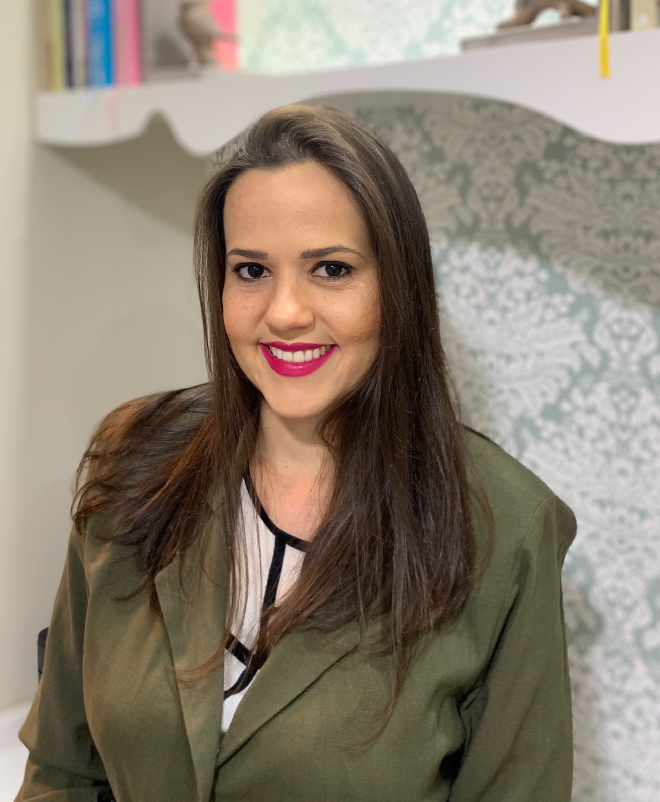 Dramático e romântico: novo livro de Amanda Bonatti chega às livrarias ...