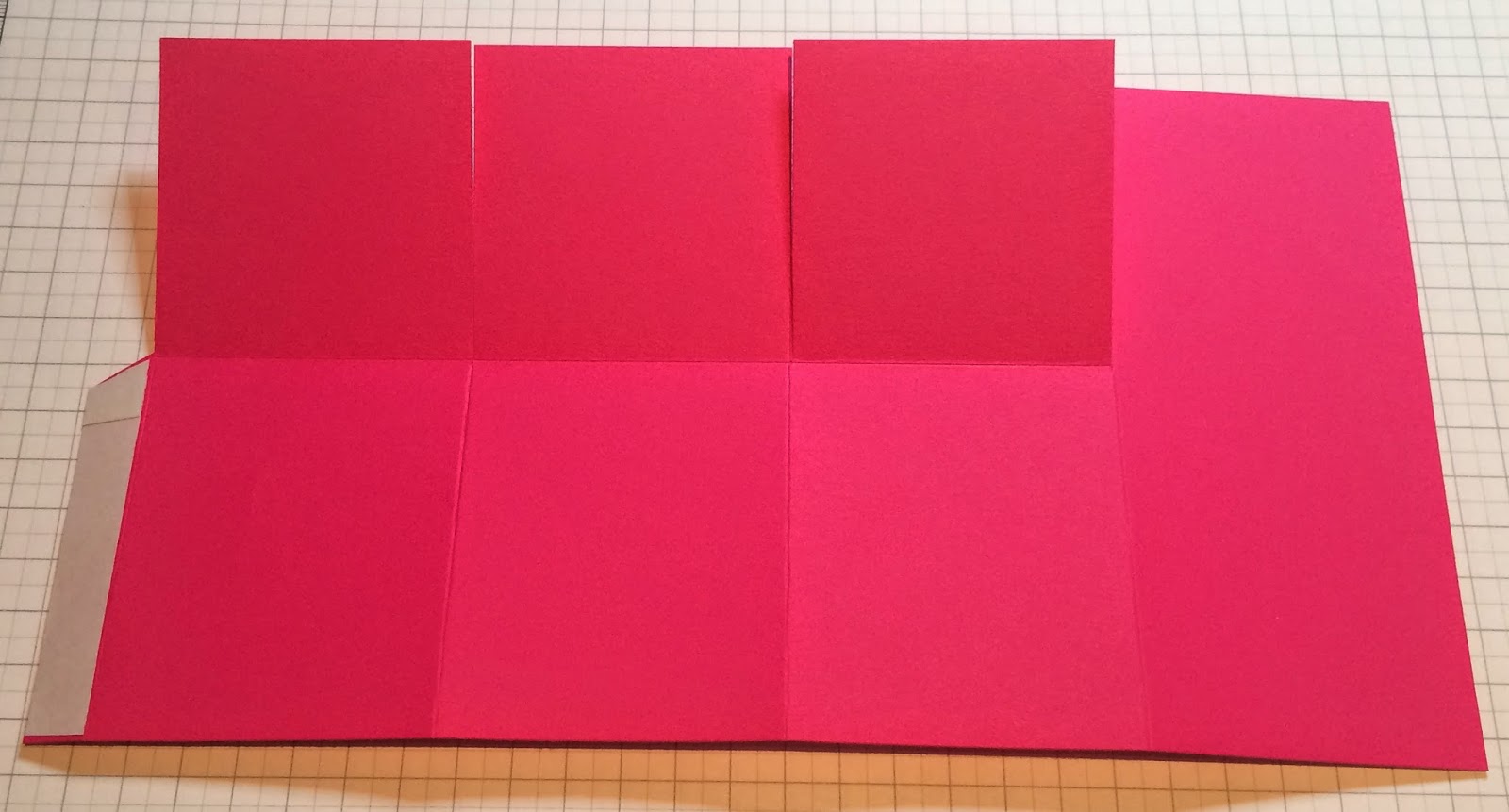 The Non-Crafty Crafter: CRICUT: A free Box Card cut file for you