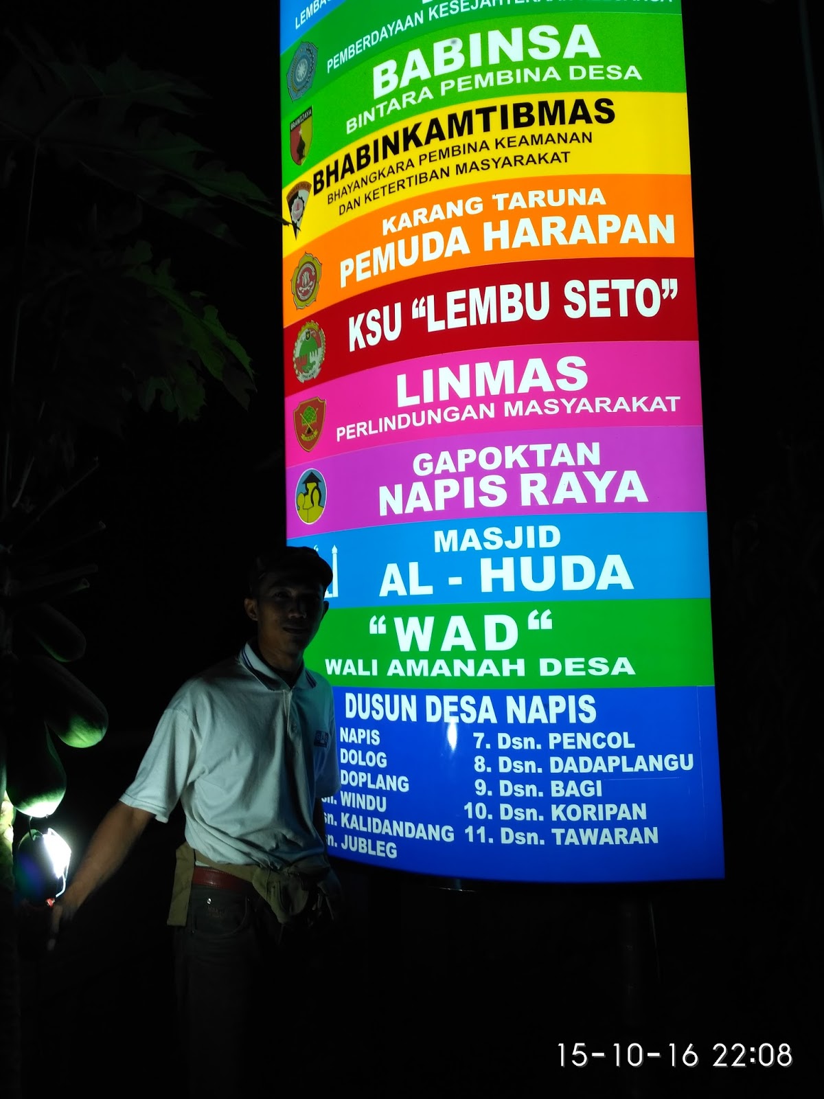 Pembuatan dan Pemasangan Neonbox Besar Kantor desa