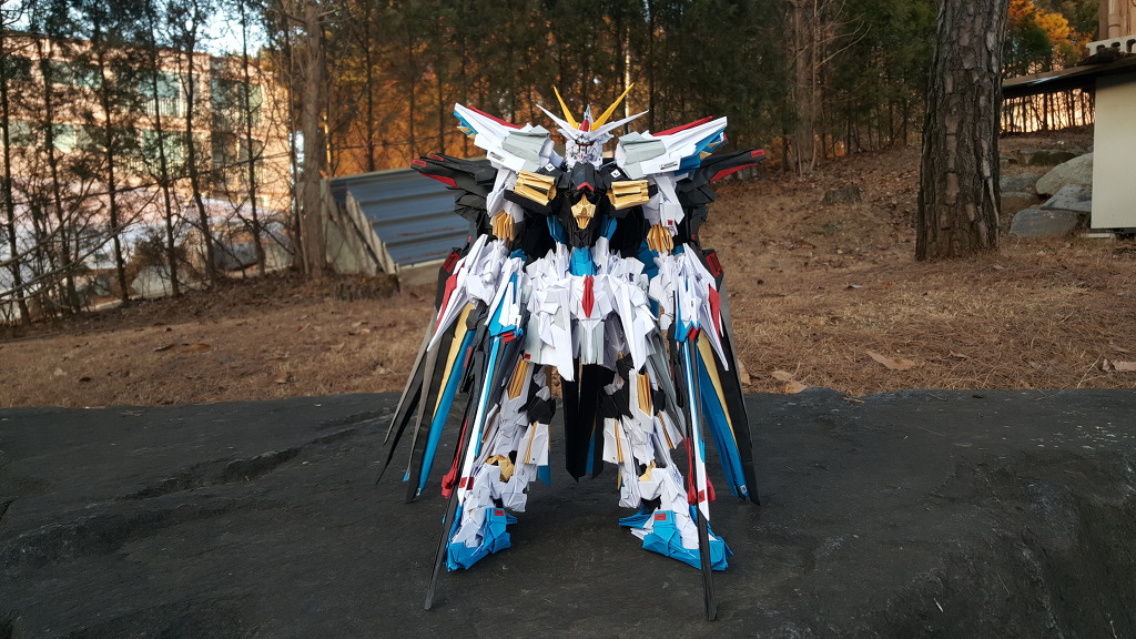GUNDAM GUY: Gundam Papercraft: Strike Freedom Gundam