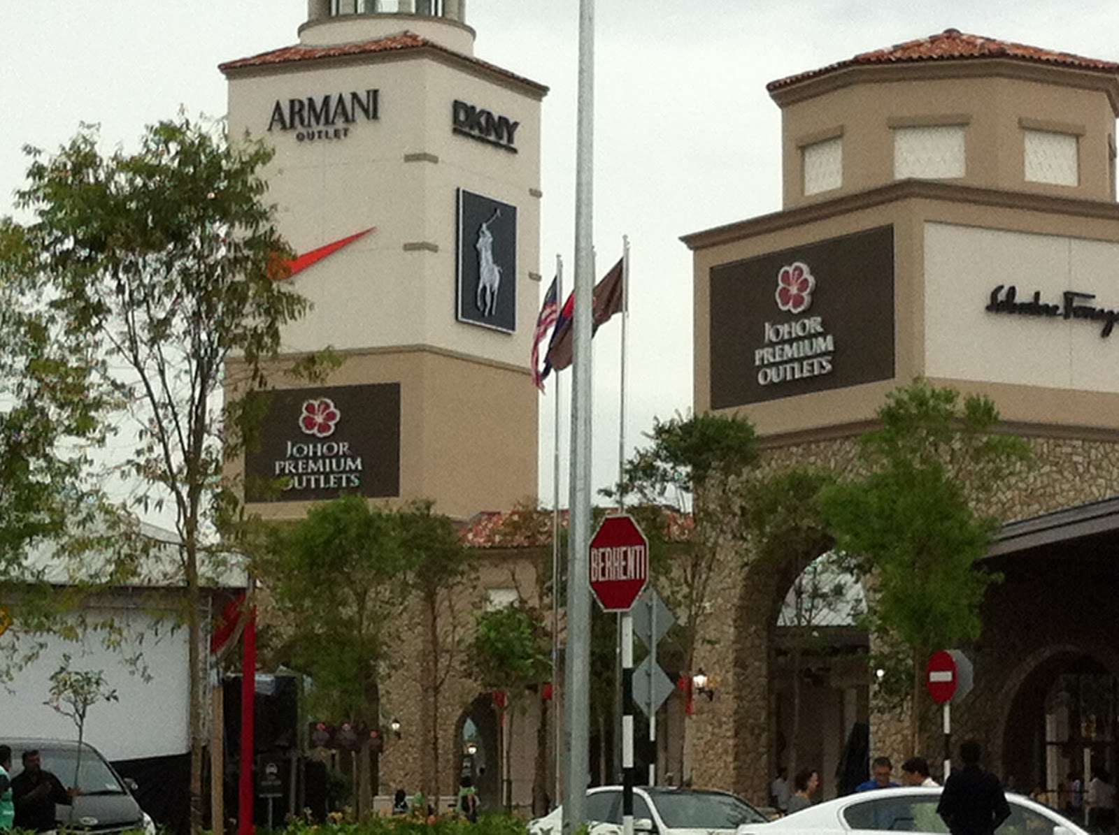 N.E - North Explorer: Johor Premium Outlet (JPO)