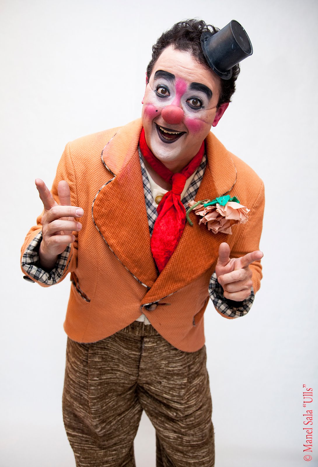 Els Comediants: 3. L'EVOLUCIÓ DE COMEDIANTS