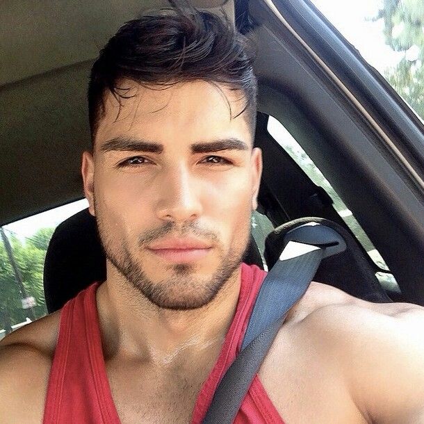 Beleza Masculina: Sélfie Máscula - Fora dos Holofotes