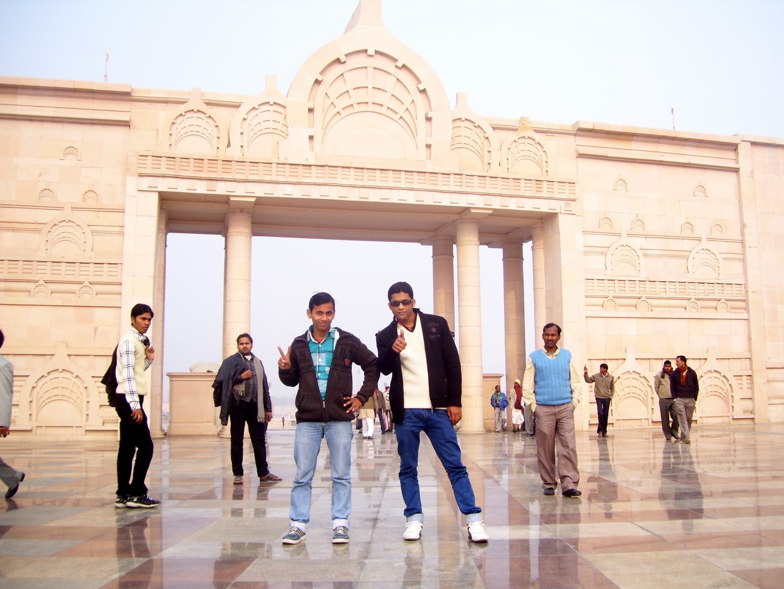 Mohammad Rashid: Mubarakpur Azamgarh.