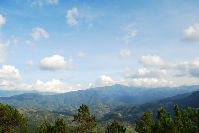 Roam-a-holic: Backpacking Sagada: Hiking Mt. Ampacao and Lake Danum Sunset